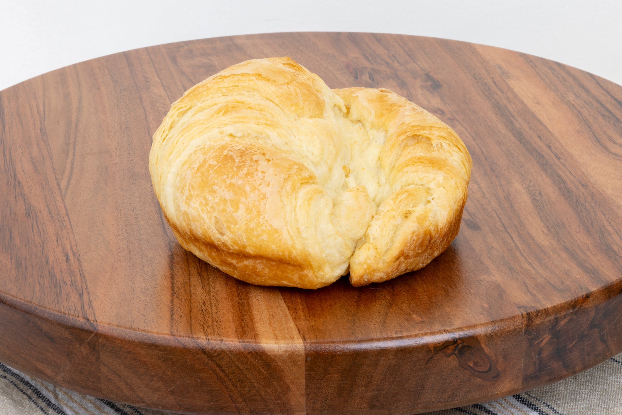 Croissant, Butter Round Sliced (6 Pack) – Stone Ground Bakery